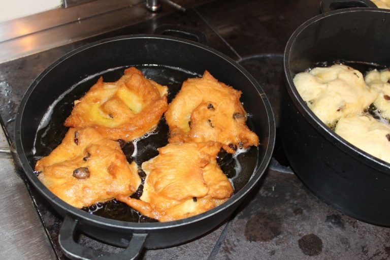 Fried Mice – HOMEBAKING BLOG